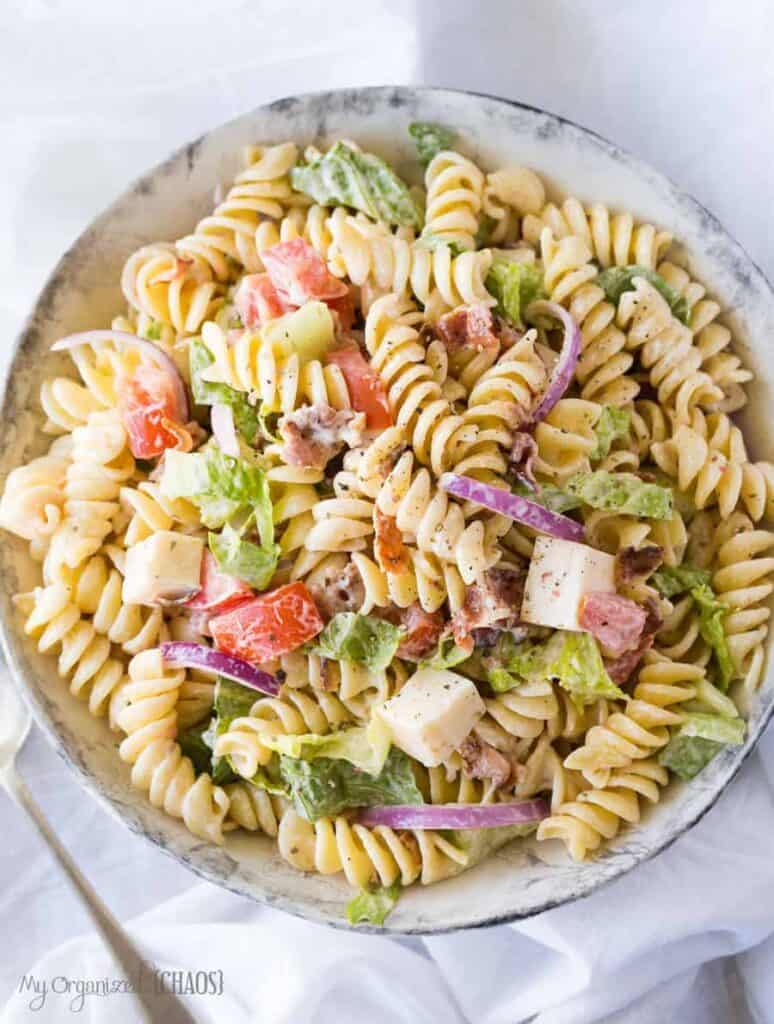 19 Festive Christmas Pasta Salad Recipes for Holiday Parties & Potlucks