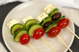 41+ Easy Skewer Appetizers for a Party (fun food on a stick ideas!)