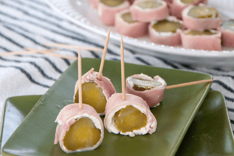 41+ Easy Skewer Appetizers for a Party (fun food on a stick ideas!)