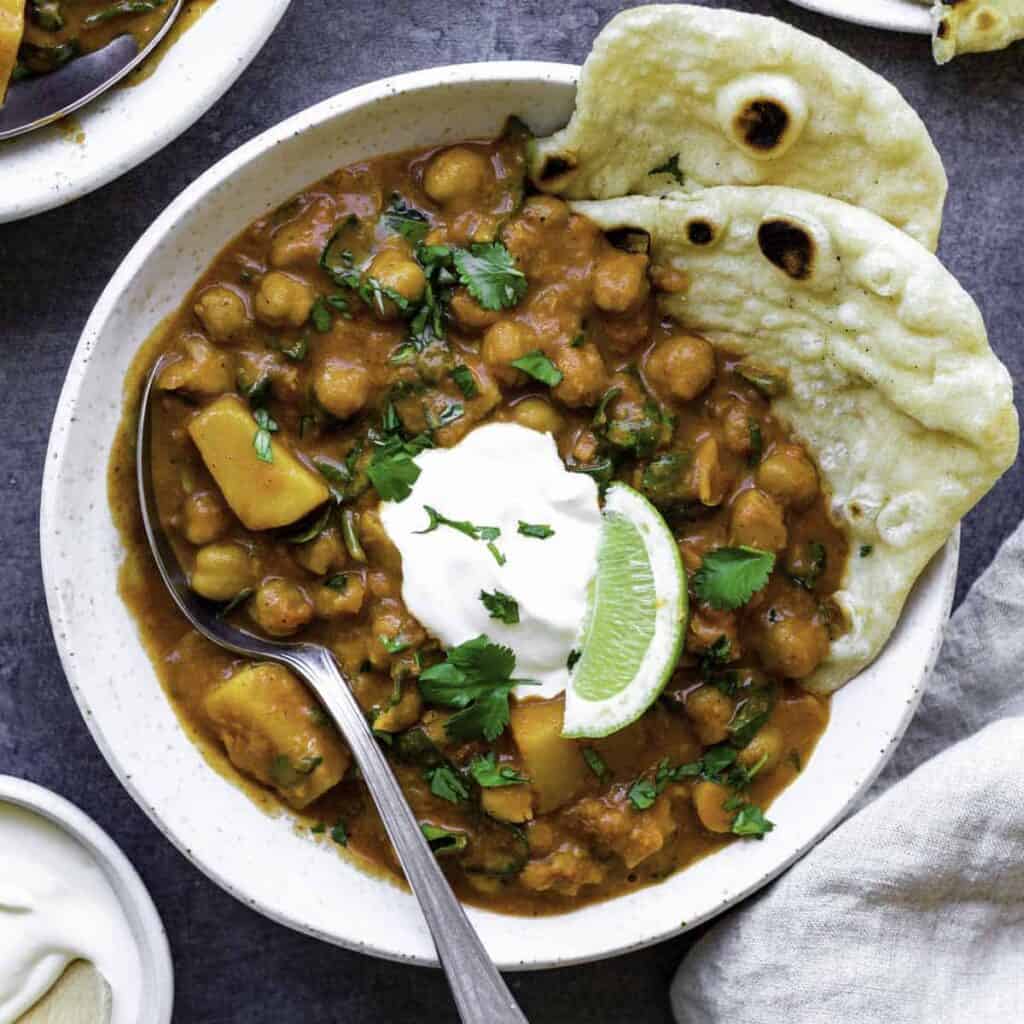 50 Cozy & Healthy Vegetarian Fall Dinners for Easy Meatless Meals