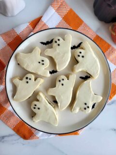 45 Cute Halloween Cookie Recipes for a Spooky Good Time