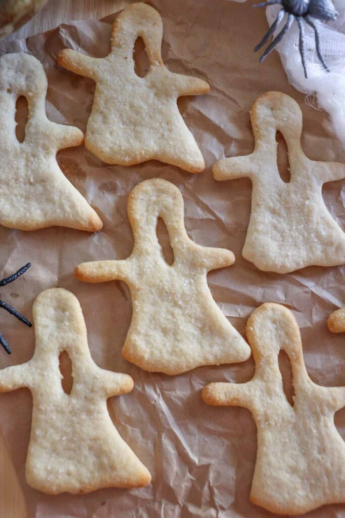 65 Fun Spooky Dinner Ideas (creepy Halloween party food recipes!)