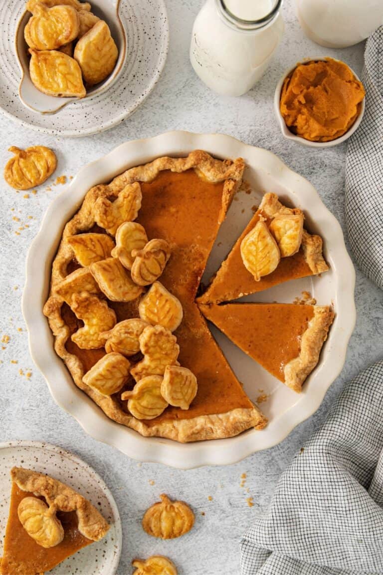 39 Unique Thanksgiving Pies to Really Wow Your Guests