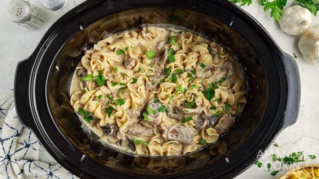 50 Easy Spring Crockpot Recipes for Simple Budget-Friendly Dinners