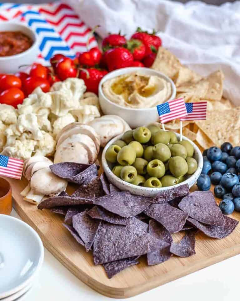 23 Fun Summer Charcuterie Boards for Picnics, BBQs, and Potlucks