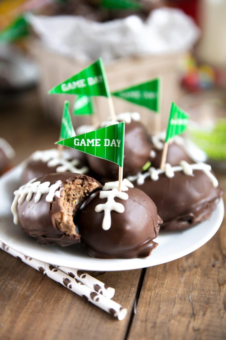25 Easy Game Day Football Desserts for Parties & Tailgating
