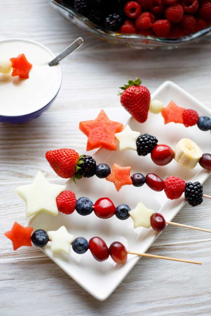 21 Fun Dessert Kabobs - Easy Dessert on a Stick Ideas