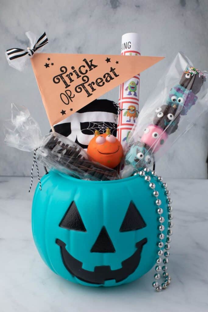 70 Spooky Cute Boo Baskets and Halloween Gift Basket Filler Ideas