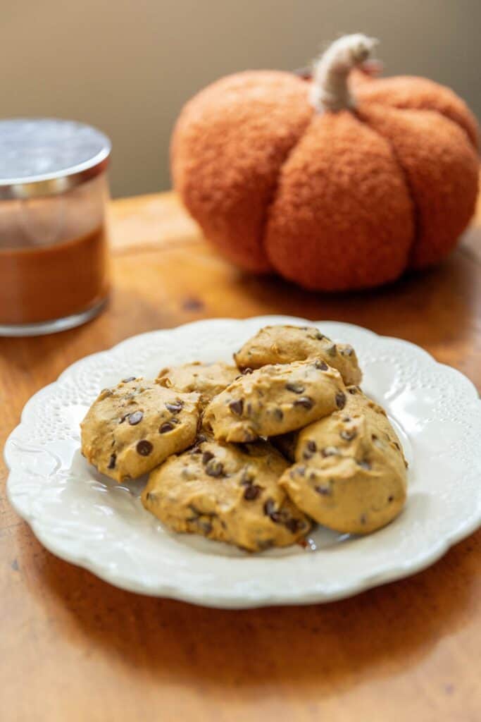 25 Fun Thanksgiving Cookies That Everyone Will Gobble Up