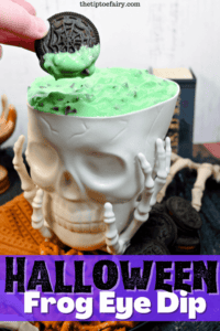 35 Easy Halloween Dips for Parties (easy appetizers and spooky snacks!)