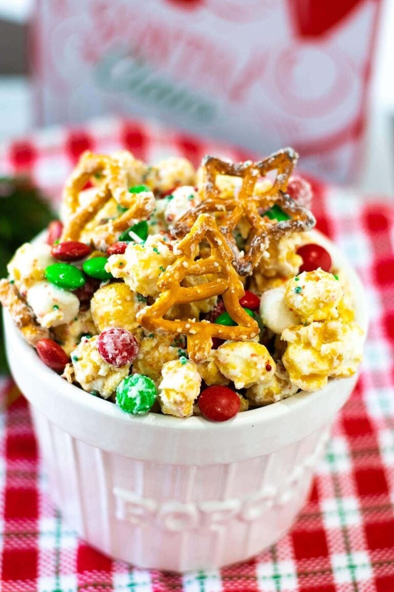 30 Christmas Snack Mix Recipes for Holiday Parties or Easy Gift Ideas