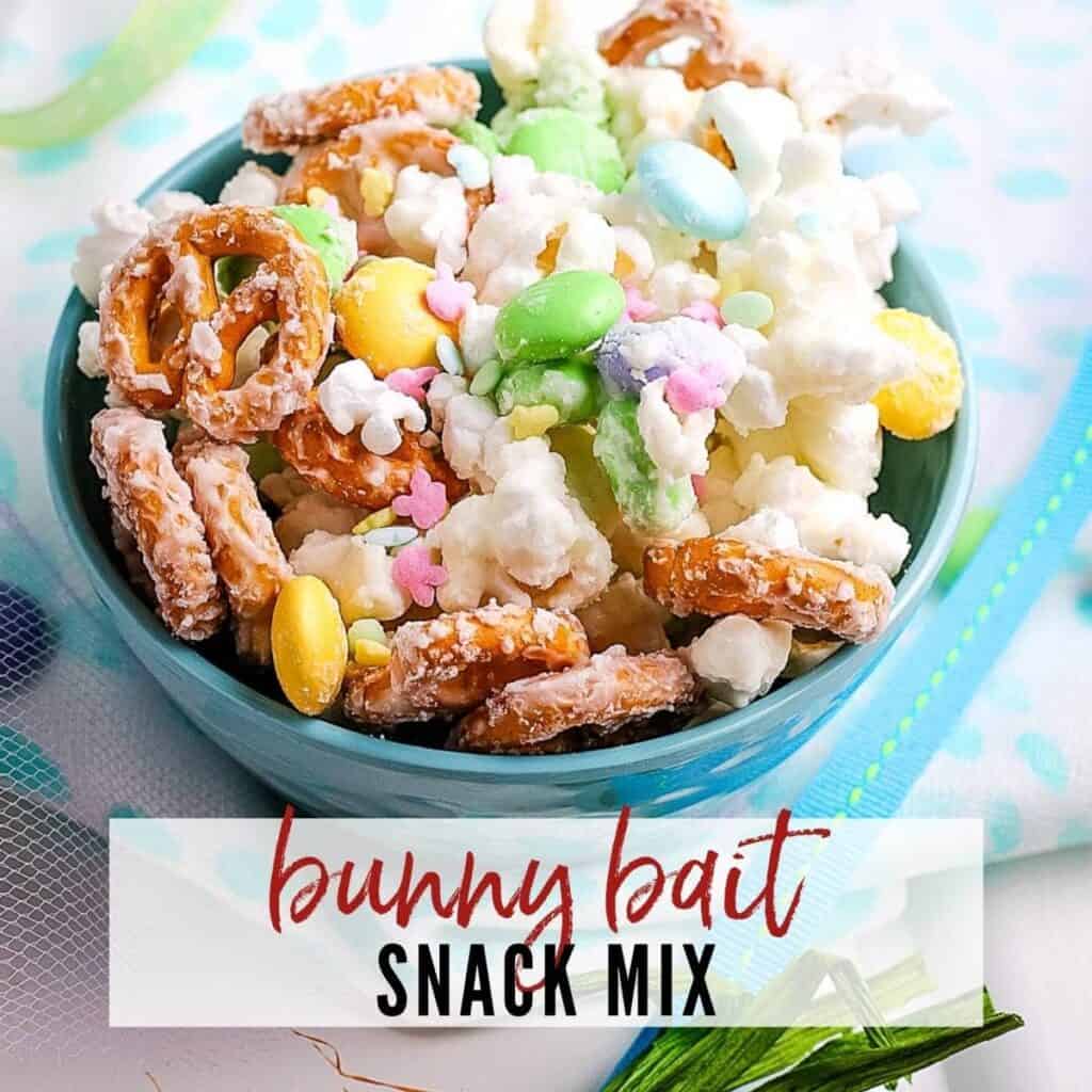 21 Easy Easter Snack Mix Recipes for a Party or Potluck