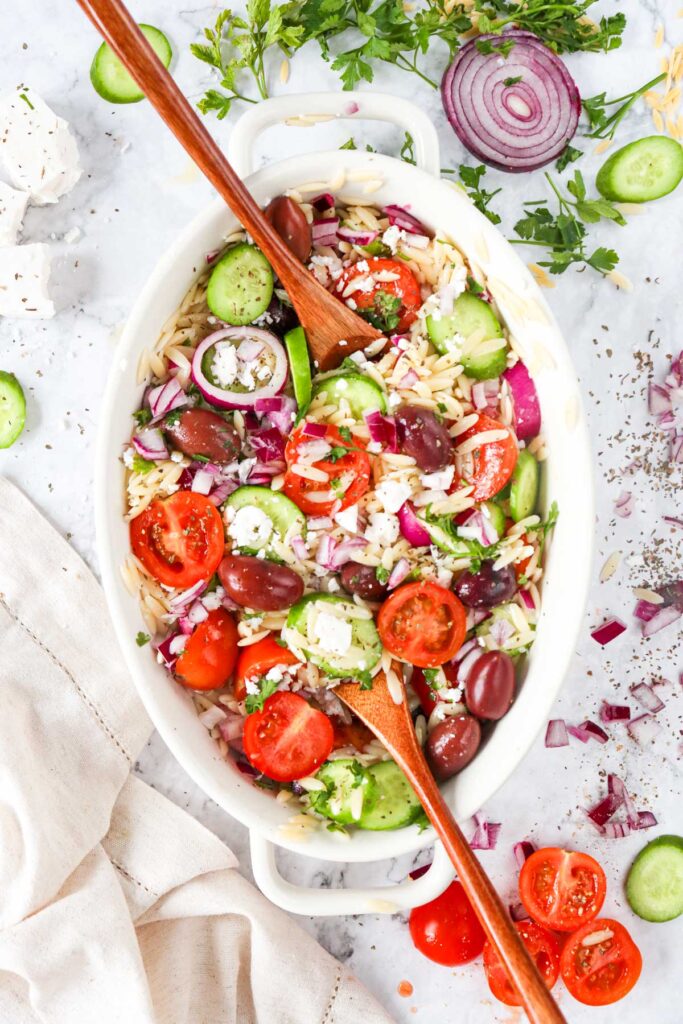 55 Easy Spring Potluck Ideas + Party Food for a Crowd