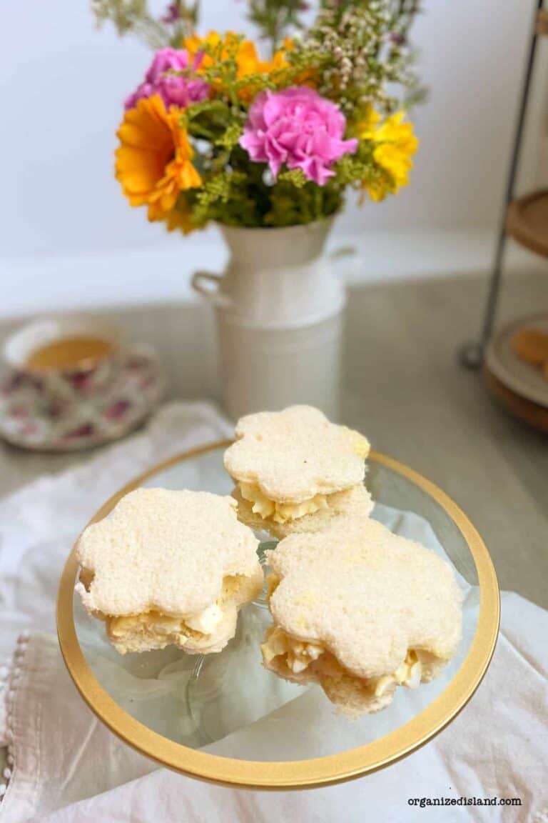 55 Elegant Tea Party Food Ideas (fancy snacks and treats for high tea!)