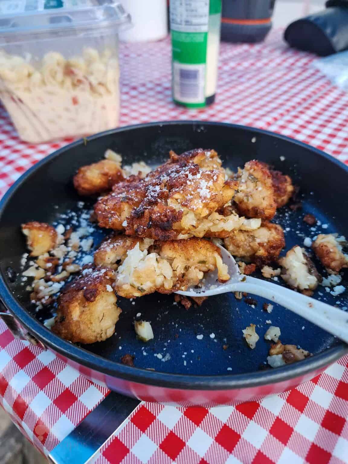 35 Easy Campfire Snacks for Fun Fireside Feasting