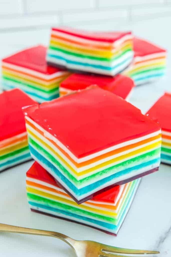 75 Rainbow Food Ideas & Party Treats for a Colorful Celebration 🌈
