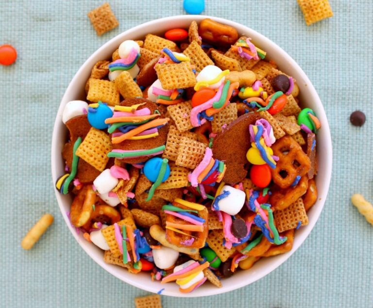 45 Fun Summer Snack Mix Ideas (easy chex mix recipes!)